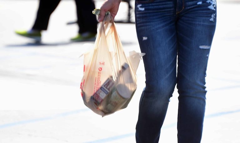UAE to ban single-use shopping bags from January 2024