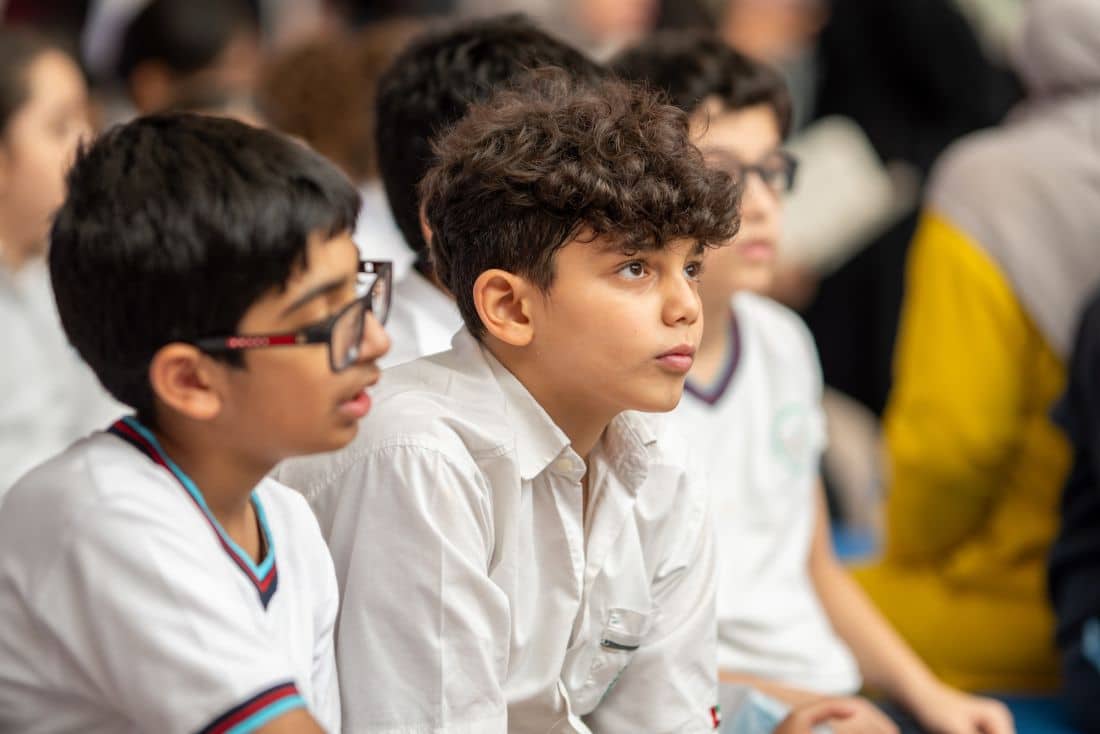 Young content creators learn the vlogging at SIBF 2024