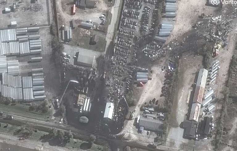 Twelve killed in UPS cargo plane crash in Kentucky